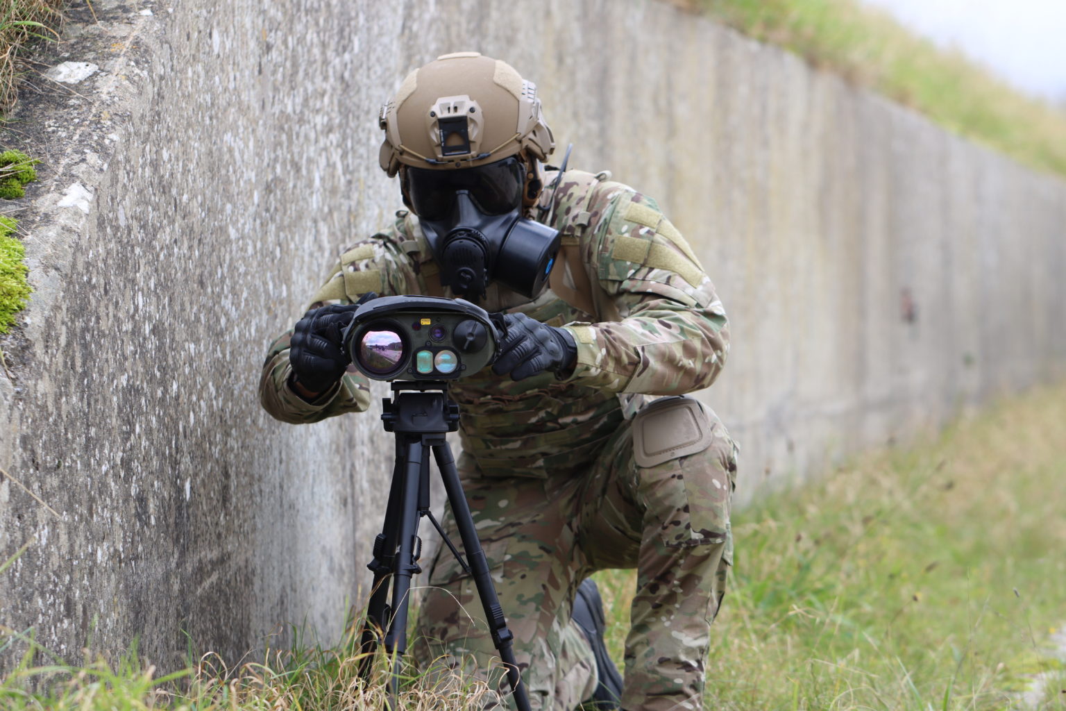 Instro - Military & commercial electro-optical sensors