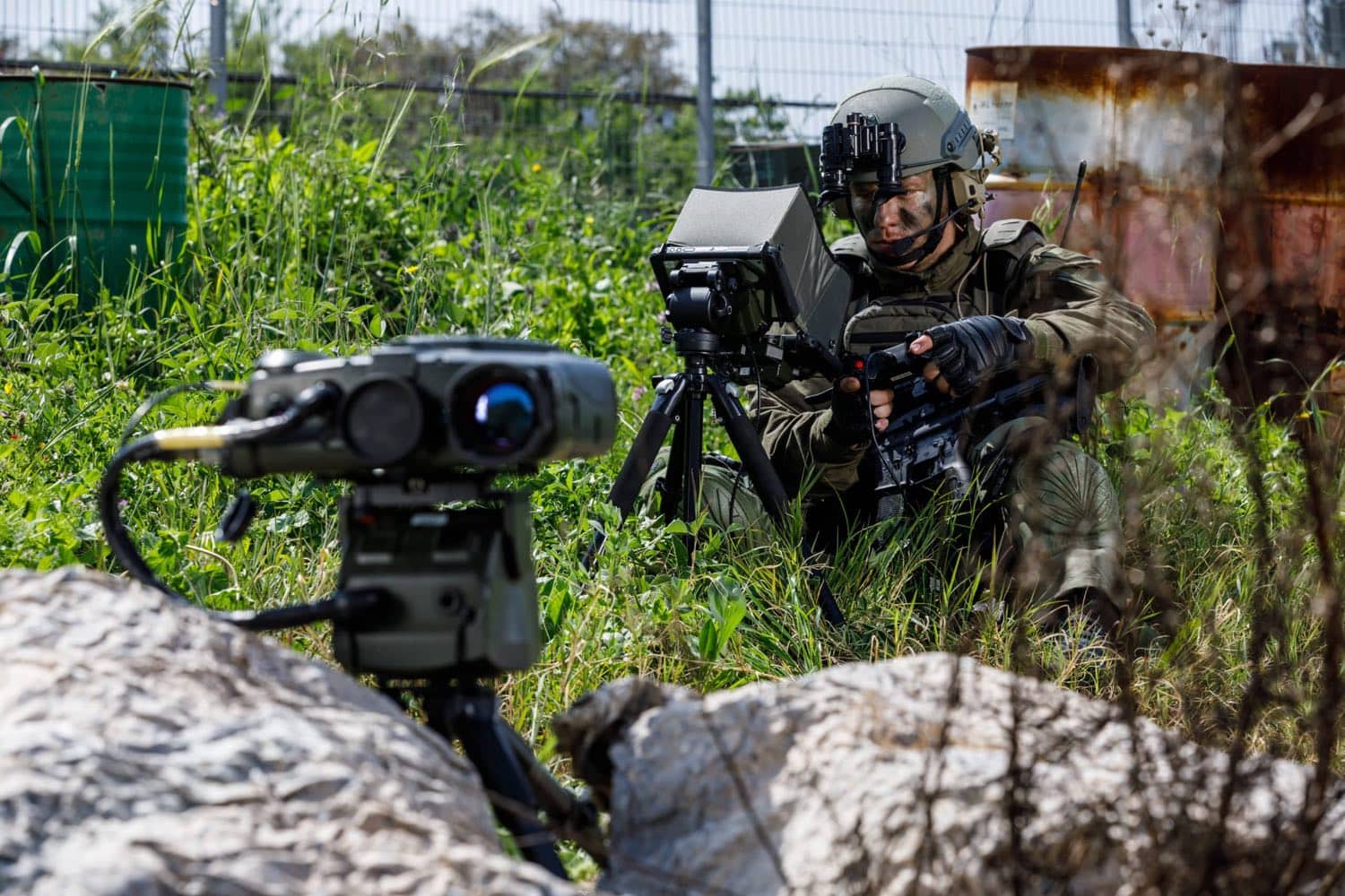 Instro - Military & commercial electro-optical sensors